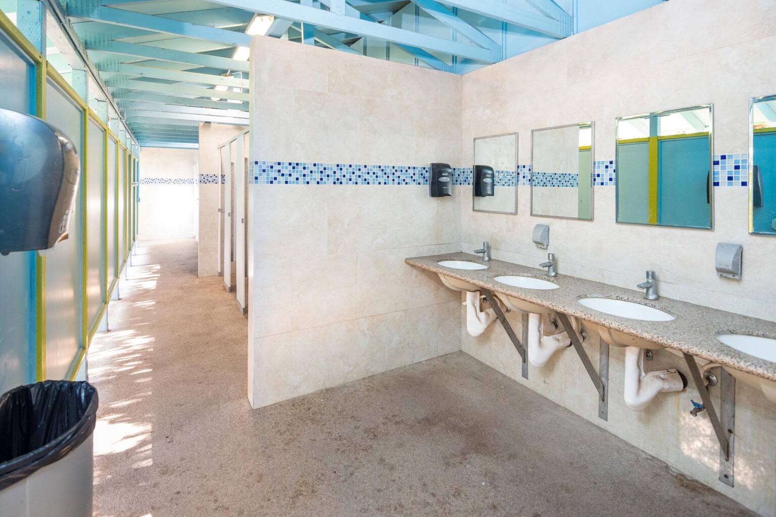 Fox Landing - Catalina Island Marine Institute